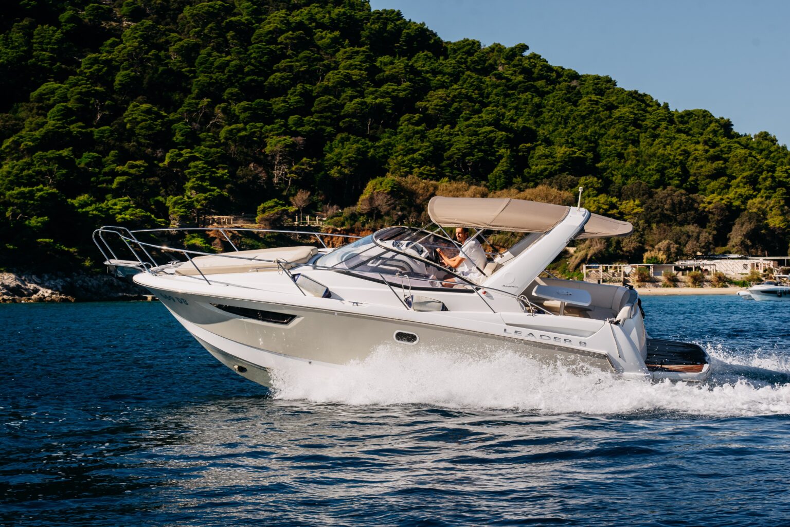 Leader 8 - Dubrovnik Boat Rentals
